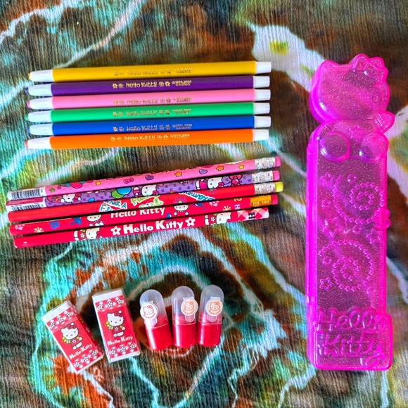 Hello Kitty | Office | Hello Kitty Pink Stationery Set | Poshmark